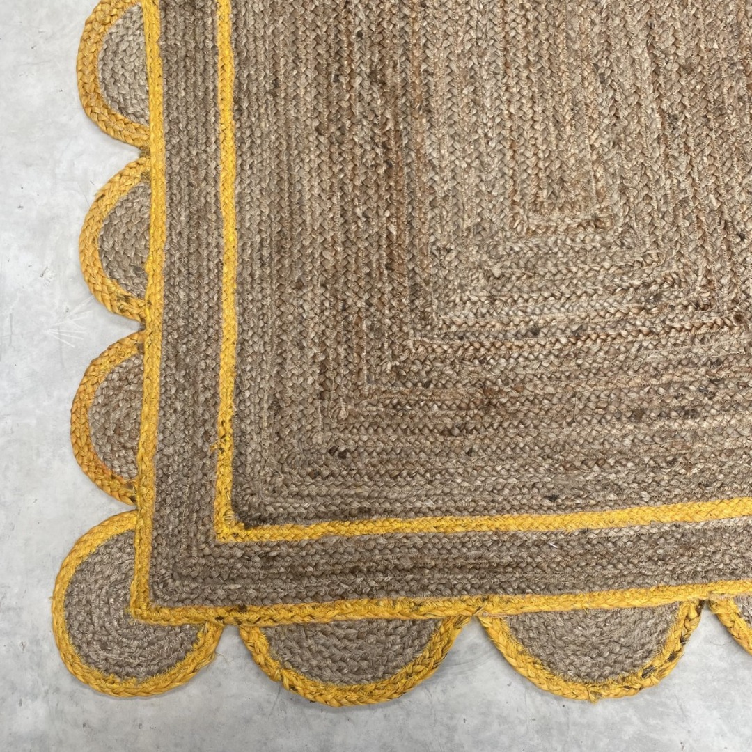 Rectangle Jute rugs with scallop edge and coloured frame 120cm x 180cm