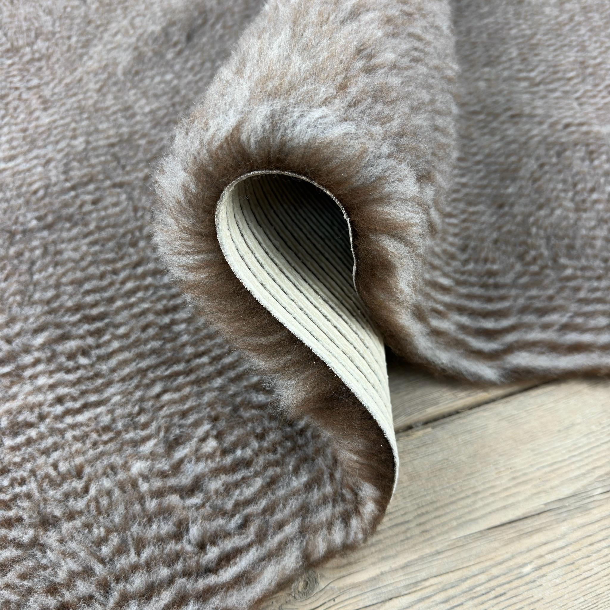 Chocolate Brown Magnolia Vet Bedding Non-Slip Whelping Fleece Dog Puppy ...