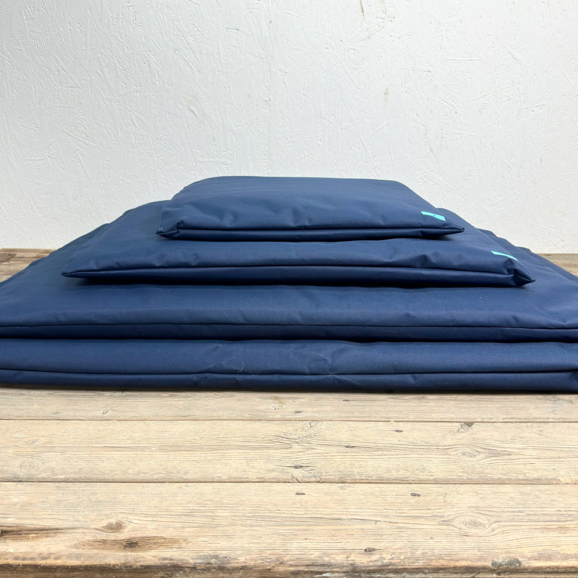 Navy Blue Waterproof dog mat, Tough pad, dog bedding for pet cages ...