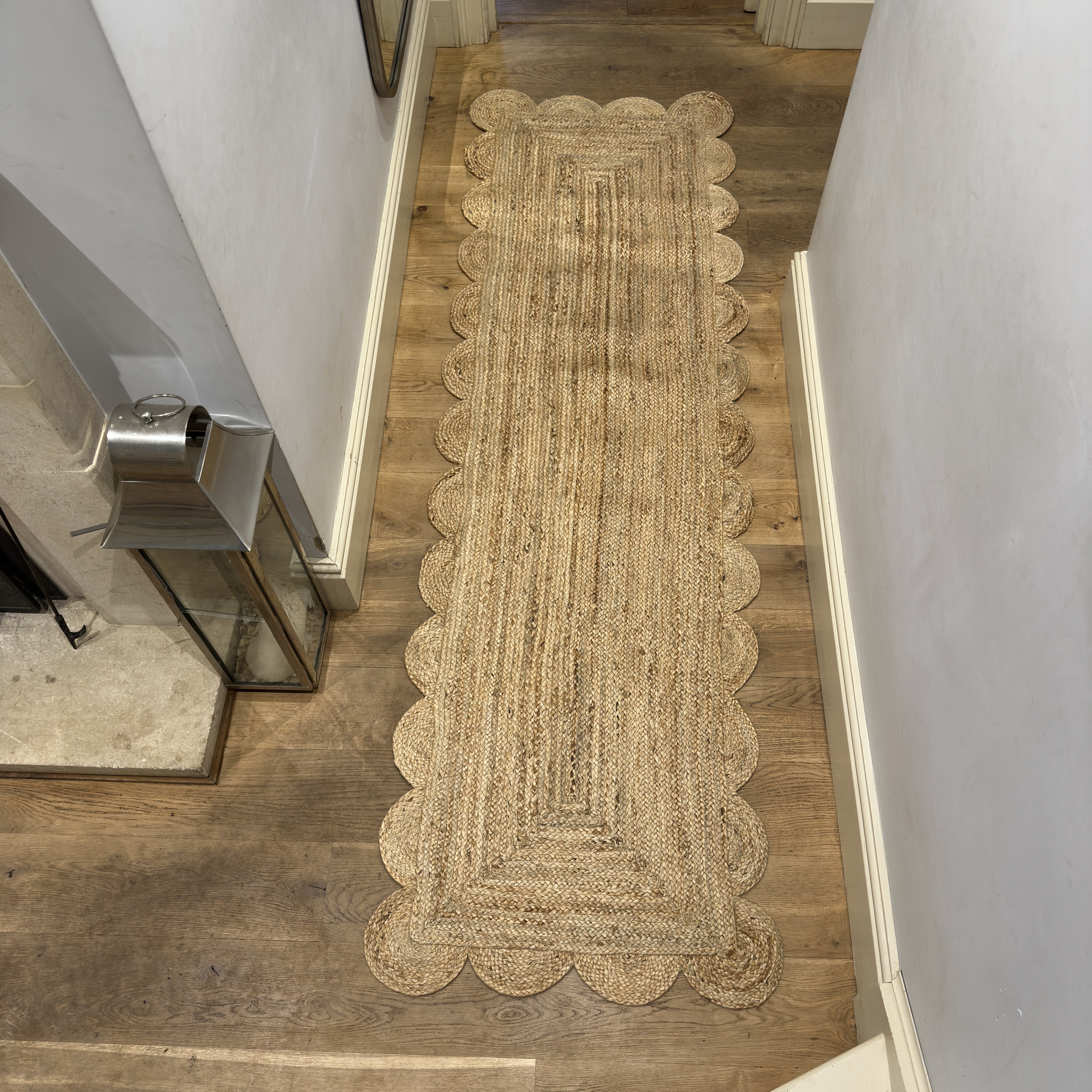 Jute runner rugs with scallop edge and coloured frame Size: 75cm x ...